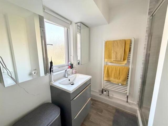 3 bedroom detached house for sale in Benjamin Road, Hamworthy, BH15