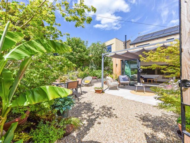 3 bedroom detached house for sale in Bereweeke, Winchester, SO22
