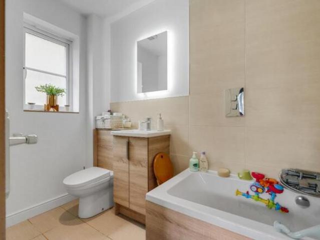 3 bedroom detached house for sale in Bertram Close, New Bradwell, Milton Keynes, Buckinghamshire, MK13 0DT, MK13