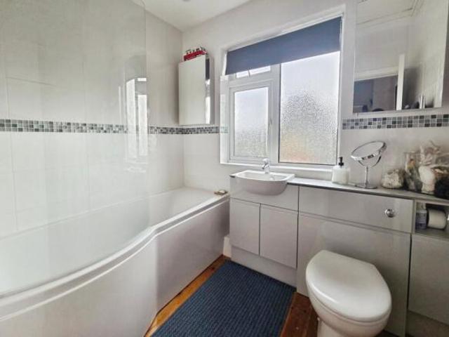 3 bedroom detached house for sale in Beswick Avenue, ENSBURY PARK, BH10
