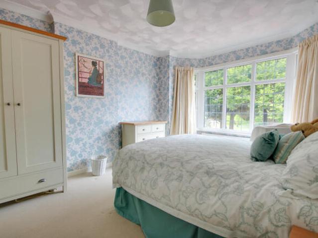 3 bedroom detached house for sale in Bitterne! Chain Free! Impressive Plot!,SO18