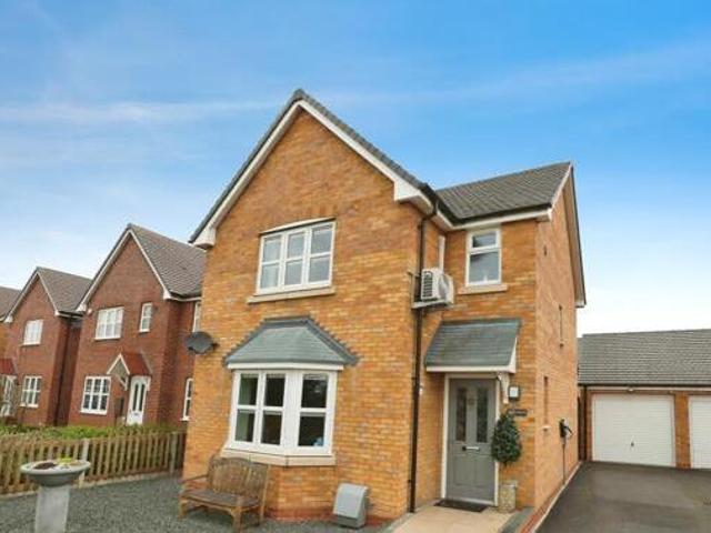 3 Bedroom Detached House For Sale In Bidford On Avon, Warwickshire