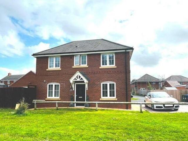 3 Bedroom Detached House For Sale In Bidford on avon