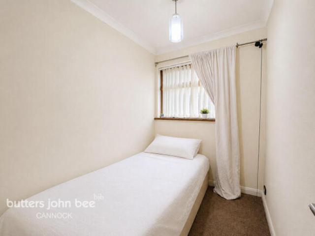 3 bedroom detached house for sale in Birmingham New Road, BILSTON, WV14