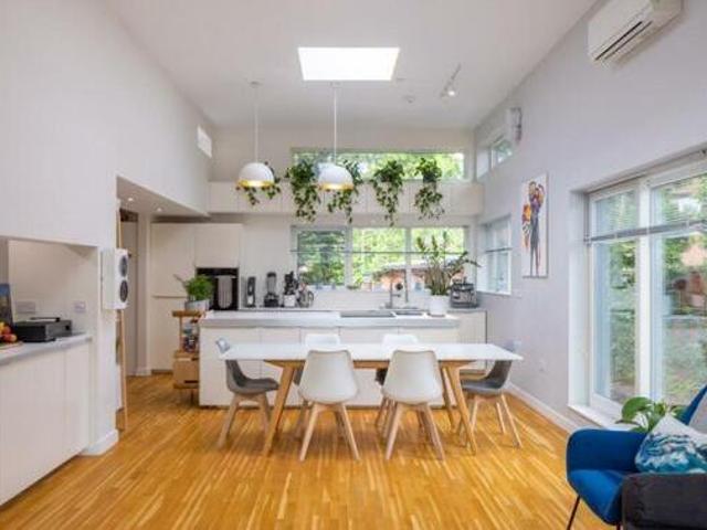 3 Bedroom Detached House For Sale In Bishopthorpe