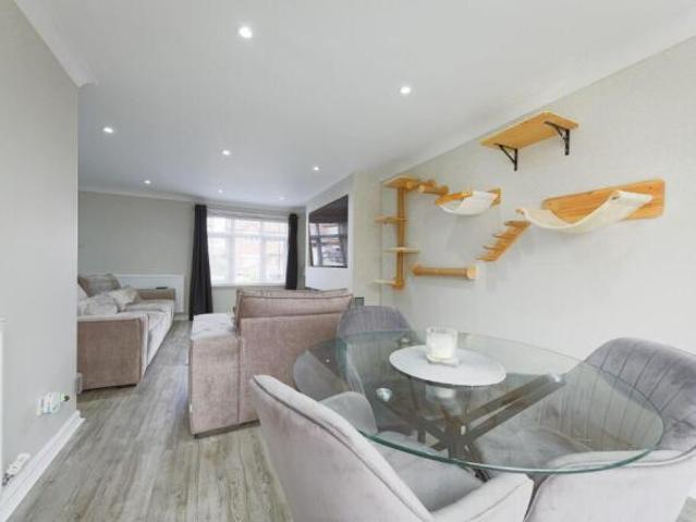 3 bedroom detached house for sale in Blueburn Drive, Killingworth, NE12