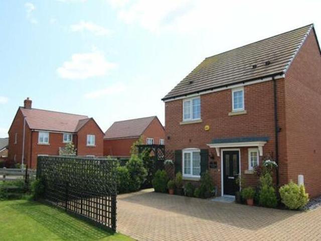 3 Bedroom Detached House For Sale In Blunham