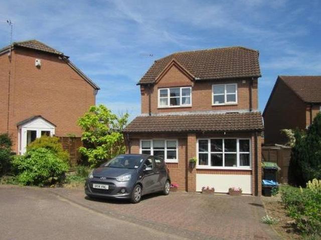 3 bedroom detached house for sale in Blenheim Drive Newent GL18