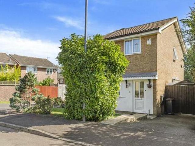 3 Bedroom Detached House For Sale In Bradley Stoke