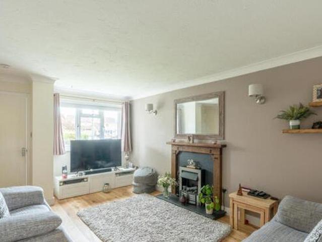 3 Bedroom Detached House For Sale In Bradley Stoke