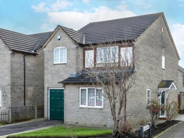 3 Bedroom Detached House For Sale In Bradley Stoke