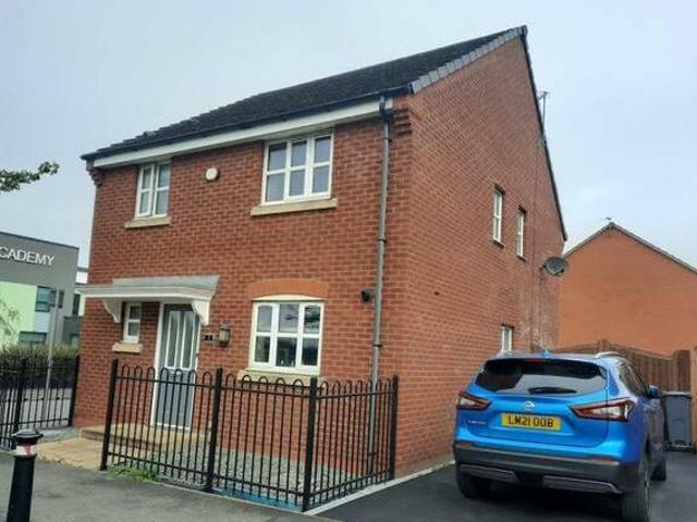 3 bedroom detached house for sale in Braithwaite Road Manchester M18