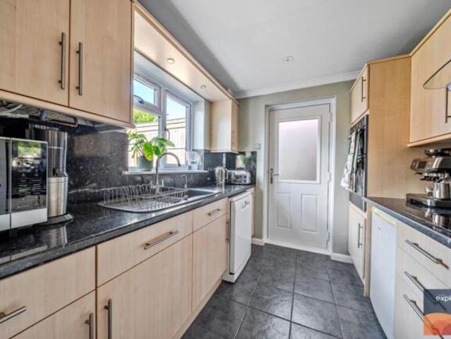 3 bedroom detached house for sale in Bramdown Heights, Hatch Warren, RG22