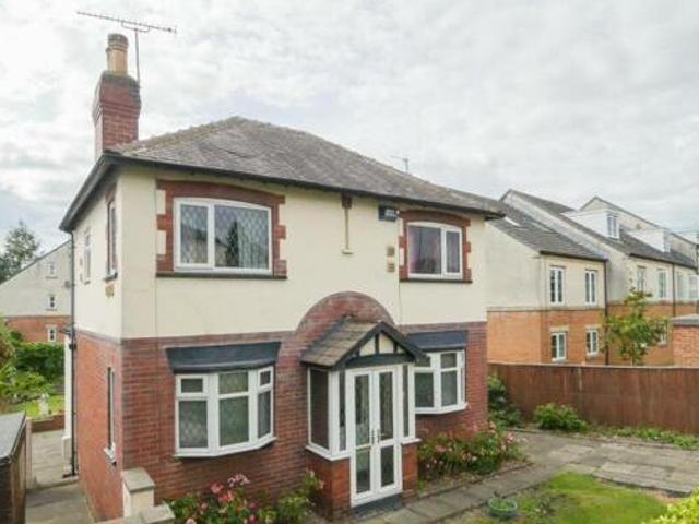 3 Bedroom Detached House For Sale In Bramley