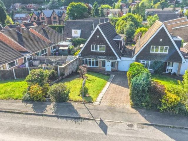 3 bedroom detached house for sale in Bramstead Avenue, Wolverhampton, WV6