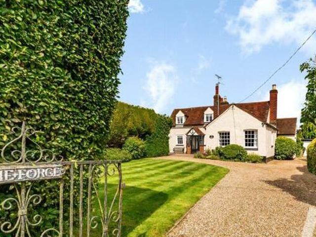 3 Bedroom Detached House For Sale In Brentwood, Essex