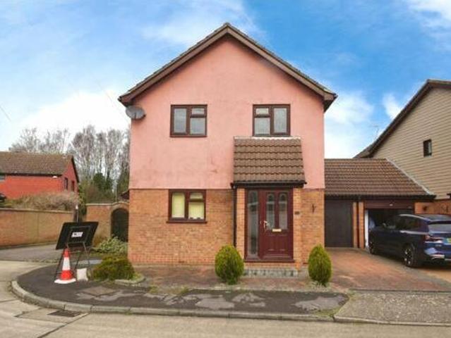 3 Bedroom Detached House For Sale In Brentwood, Essex