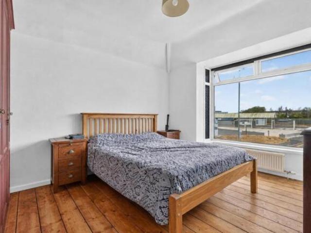 3 bedroom detached house for sale in Bridge End Road, Stratton St Margaret, Swindon, SN3