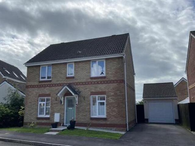 3 Bedroom Detached House For Sale In Bridgend