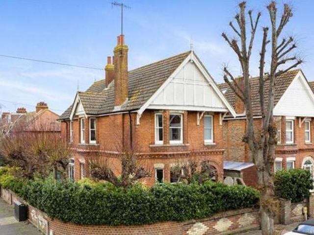 3 Bedroom Detached House For Sale In Broadwater, Worthing