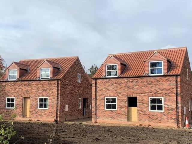 3 bedroom detached house for sale in Broadway Fulford YO10