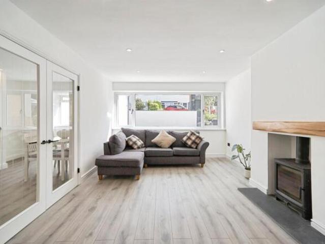 3 bedroom detached house for sale in Brooklands Way, Menston, Ilkley, LS29