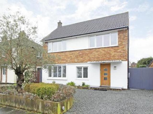 3 Bedroom Detached House For Sale In Bromley, Kent