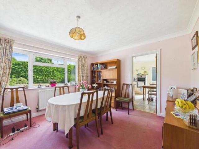 3 bedroom detached house for sale in Bromwich Road, Worcester, Worcestershire, WR2