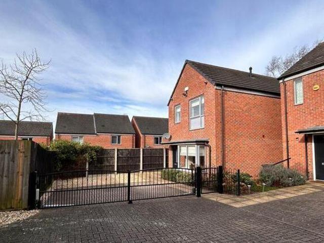 3 Bedroom Detached House For Sale In Brownhills