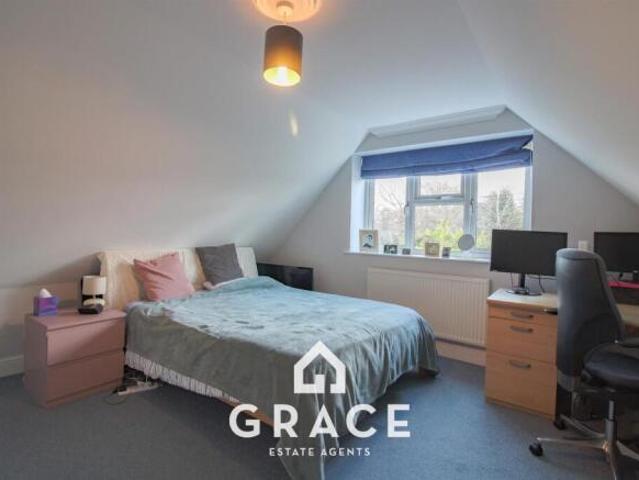 3 bedroom detached house for sale in Bucklesham Road, Ipswich, IP3