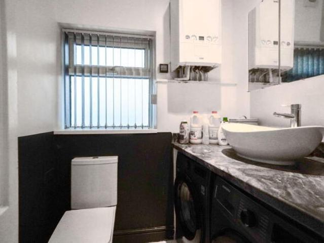 3 bedroom detached house for sale in Burnaston Road, Hall Green, B28
