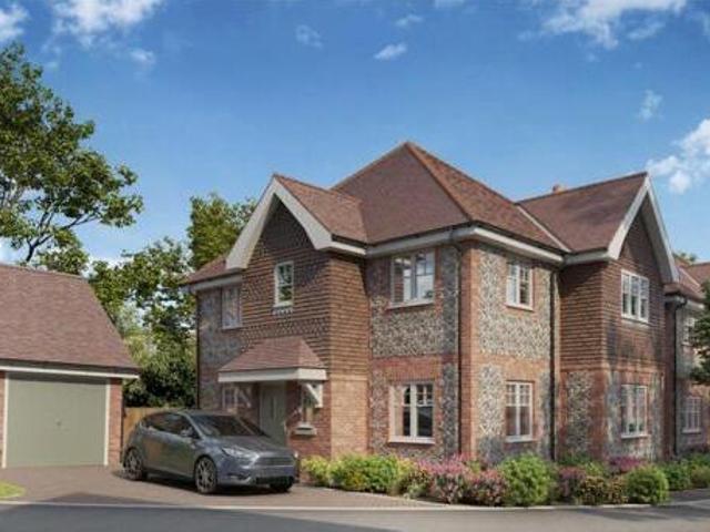 3 Bedroom Detached House For Sale In Burnt Common Lane, Ripley