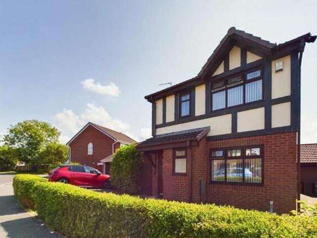3 Bedroom Detached House For Sale In Burscough
