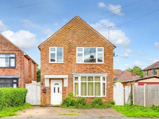 3 Bedroom Detached House For Sale In Burton Joyce, Nottinghamshire