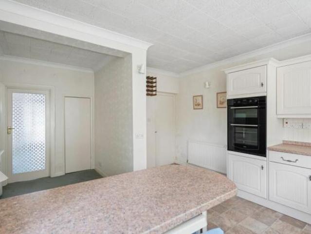 3 bedroom detached house for sale in Bushey Mill Lane, Watford, WD24