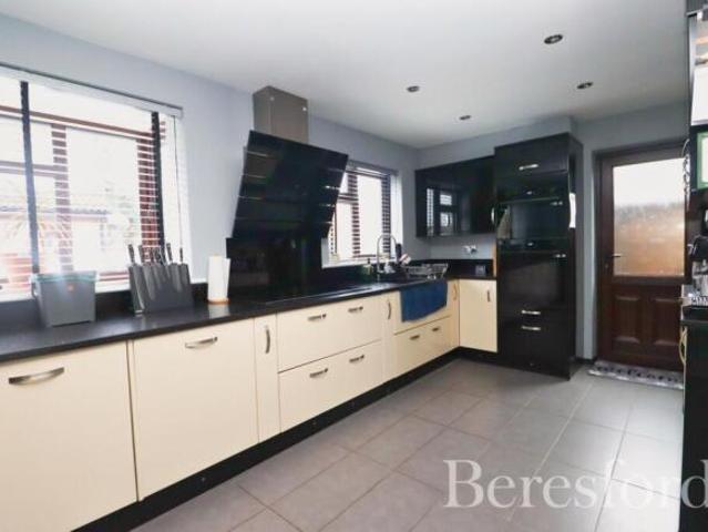 3 bedroom detached house for sale in Golding Thoroughfare, Chelmer Village, CM2