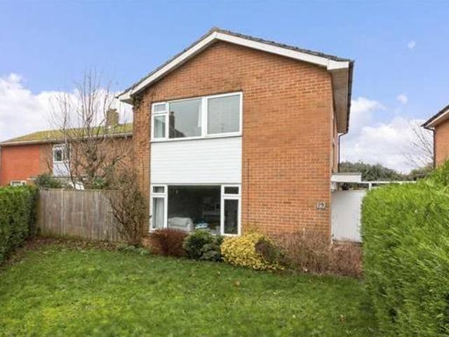 3 bedroom detached house for sale in Goring Way GoringBySea BN12