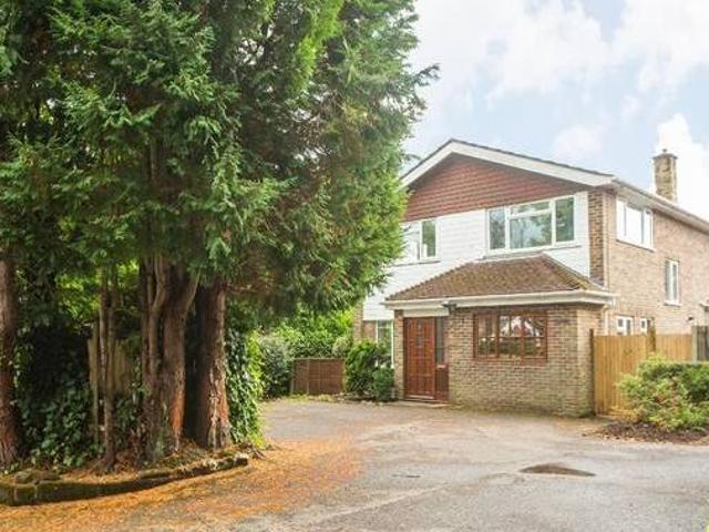 3 bedroom detached house for sale in Ghyll Road Heathfield East Sussex TN21 0XL TN21