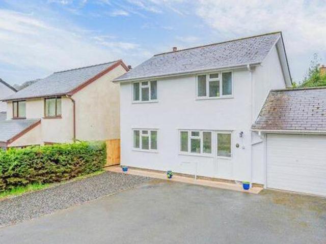 3 Bedroom Detached House For Sale In Glyn Ceiriog