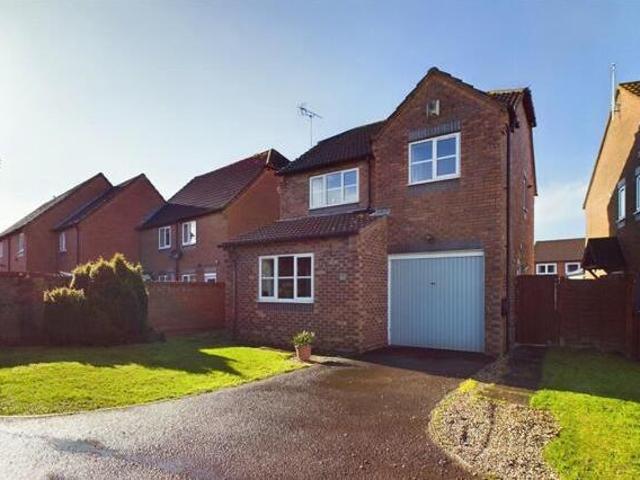 3 Bedroom Detached House For Sale In Gloucester, Gloucestershire