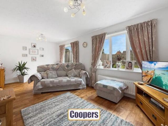 3 bedroom detached house for sale in Grange Road, Longford, CV6