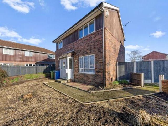 3 bedroom detached house for sale in Granston Close, Callands, WA5
