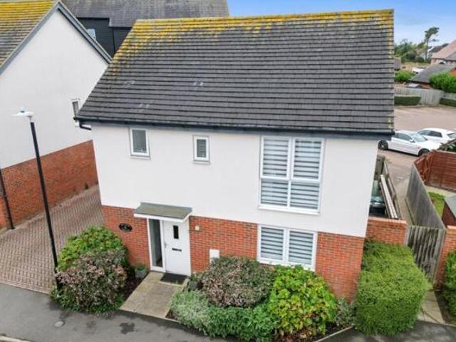 3 Bedroom Detached House For Sale In Gravesend, Kent