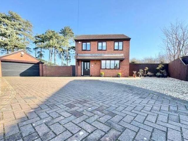 3 Bedroom Detached House For Sale In Great Coates