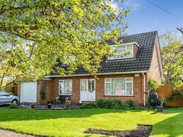3 Bedroom Detached House For Sale In Great Bookham
