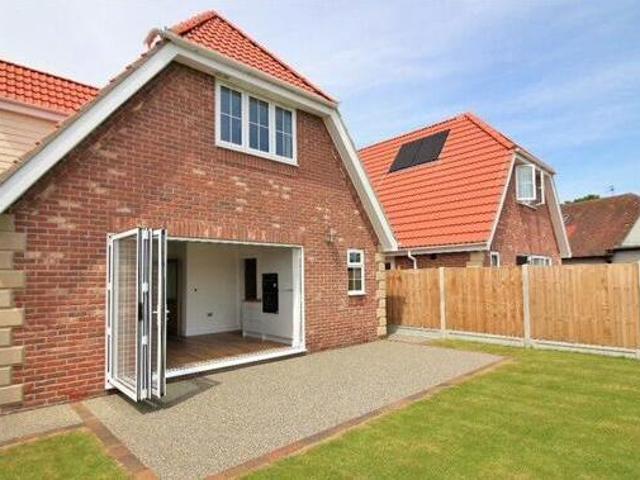 3 Bedroom Detached House For Sale In Great Holland