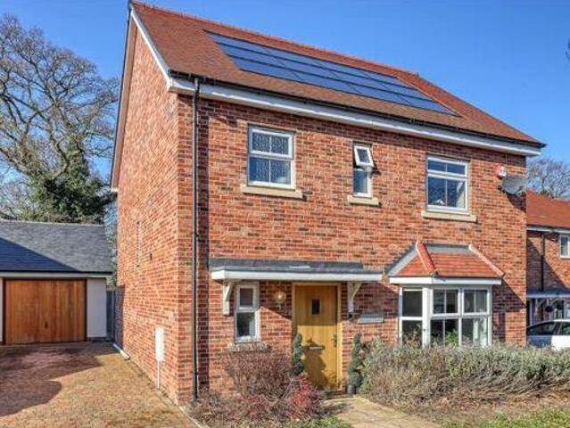 3 Bedroom Detached House For Sale In Great Warley