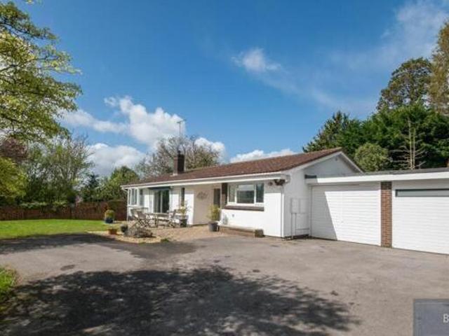 3 Bedroom Detached House For Sale In Green Lane