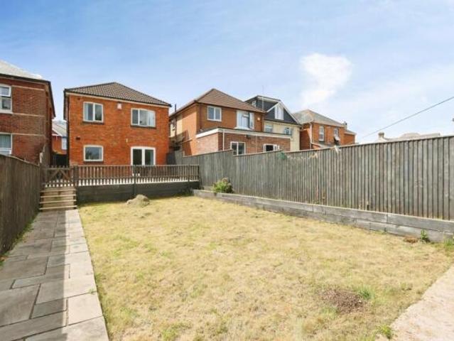 3 bedroom detached house for sale in Green Road, CHARMINSTER, Bournemouth, Dorset, BH9