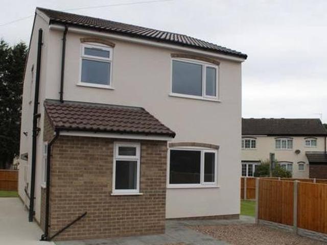 3 bedroom detached house for sale in Greenfield Rise Leeds LS25 LS25